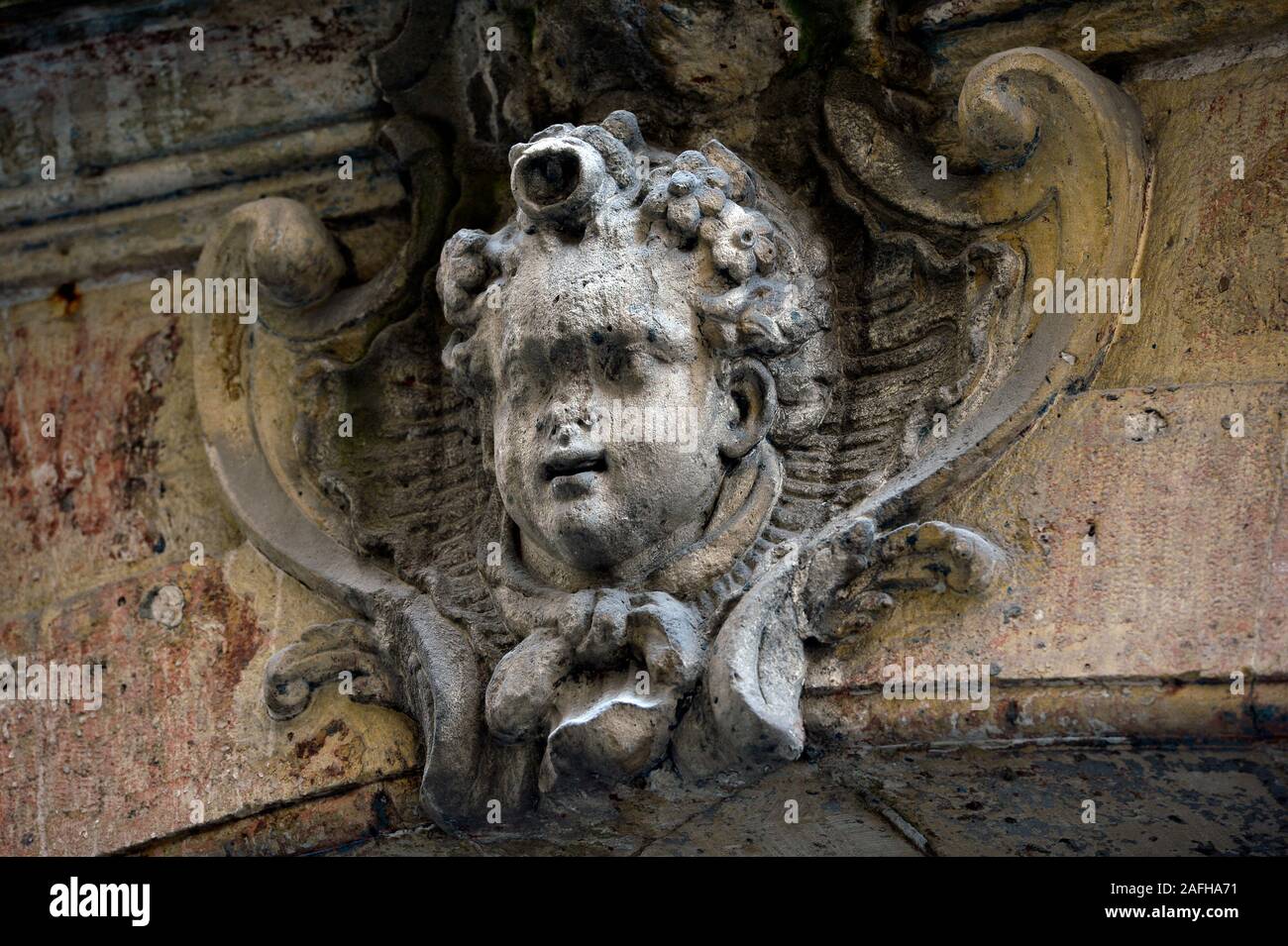 Old Building pediment - Paris - France Stock Photo - Alamy