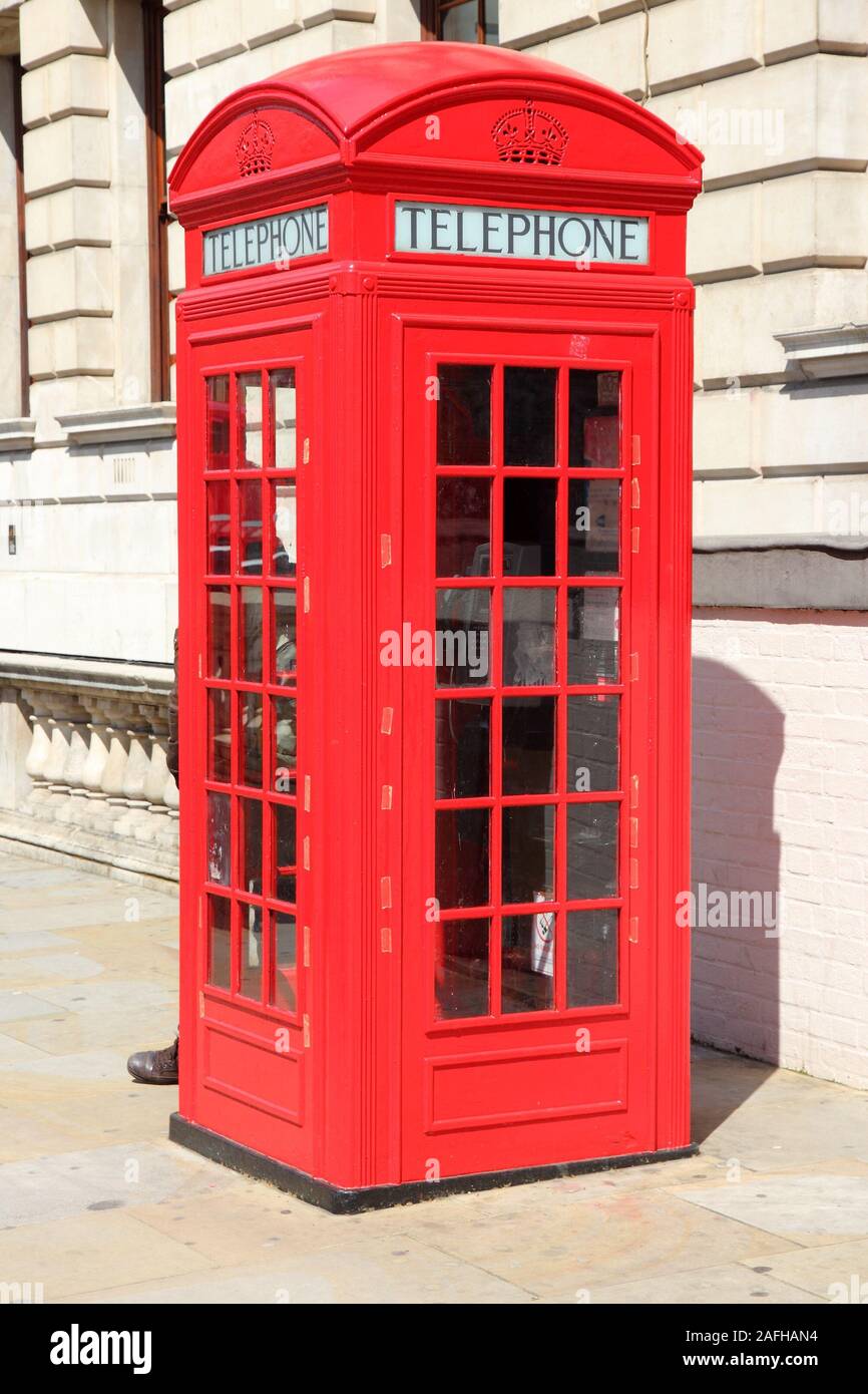 London red telephone booth - symbol of United Kingdom Stock Photo - Alamy