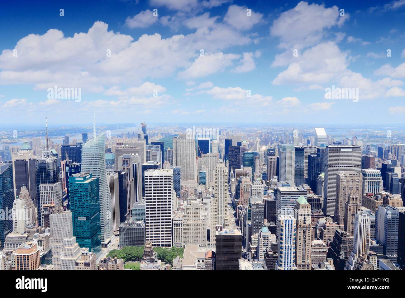 Midtown manhattan aerial hi-res stock photography and images - Alamy