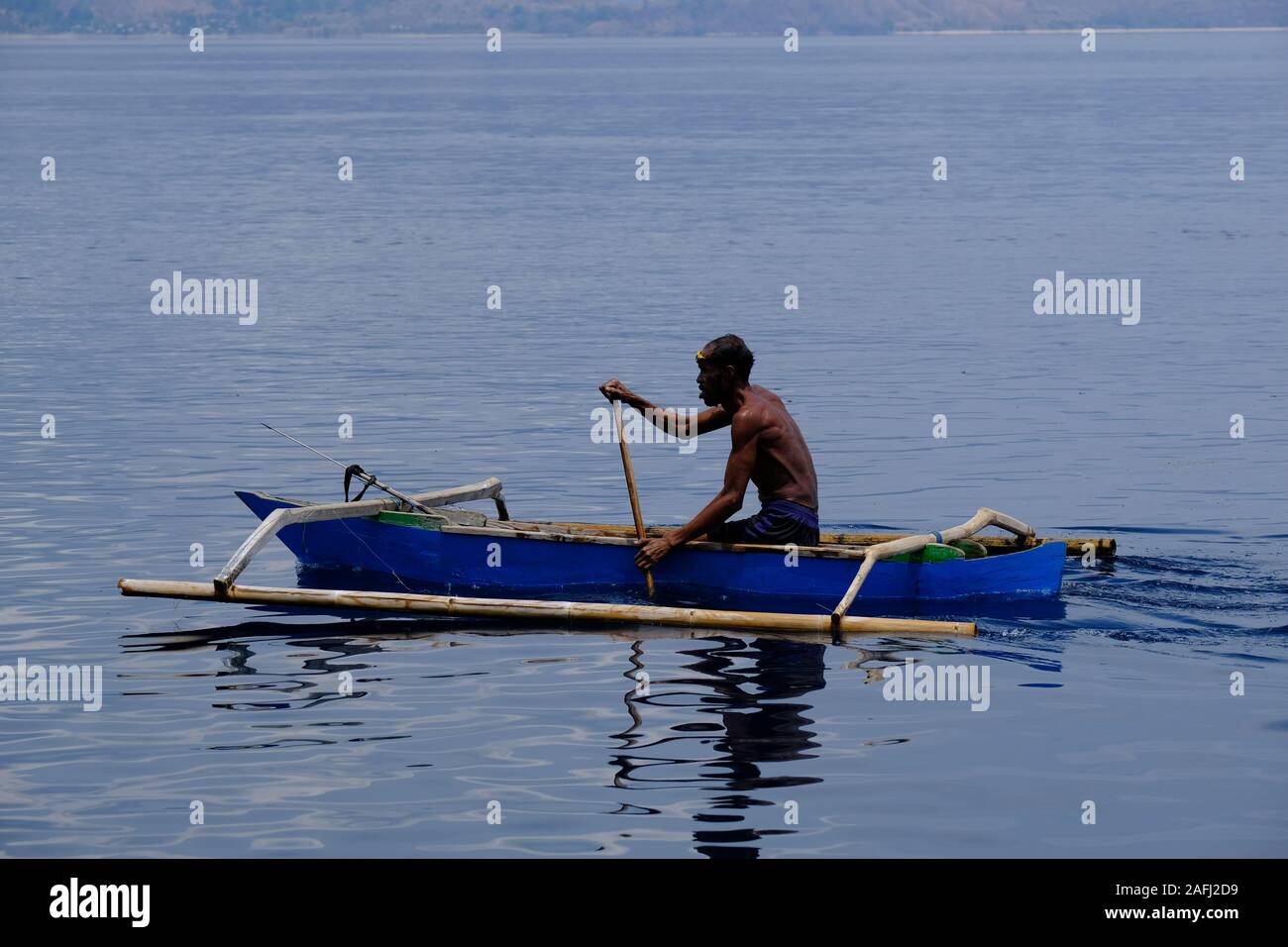 Canoe landscape hi-res stock photography and images - Alamy