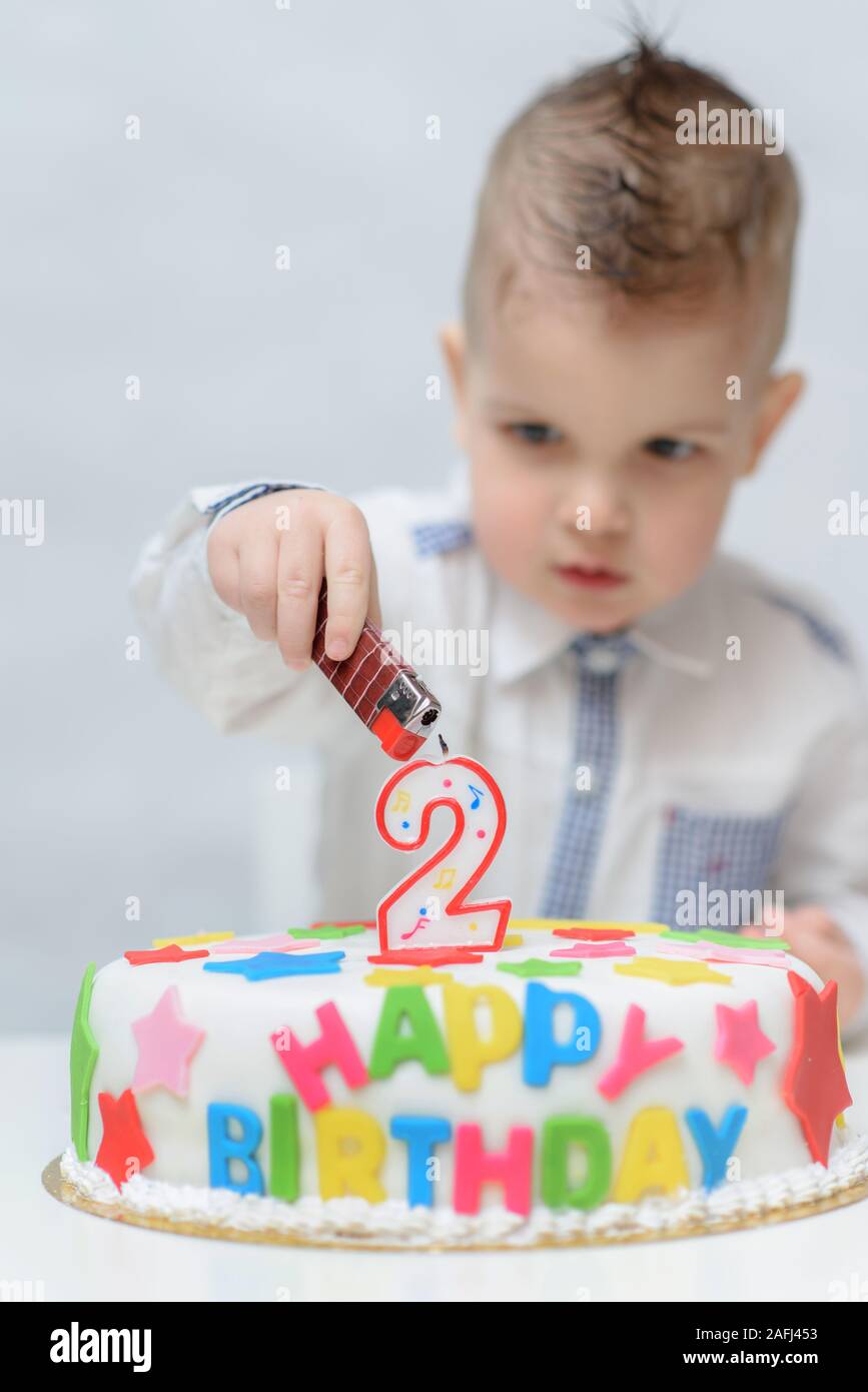 Child lighter hi-res stock photography and images - Alamy