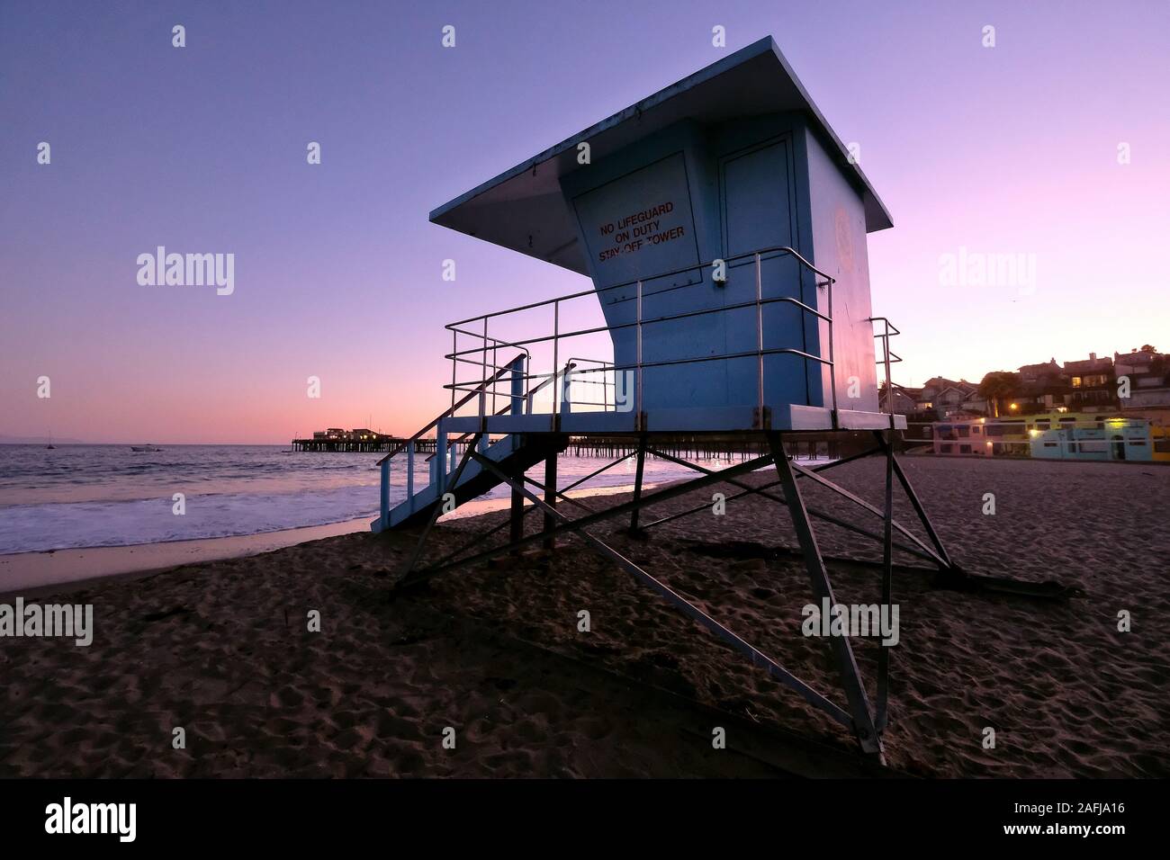 Sunset at the beach of Capitola Beach with Lifeguard Posten, Capitola ...