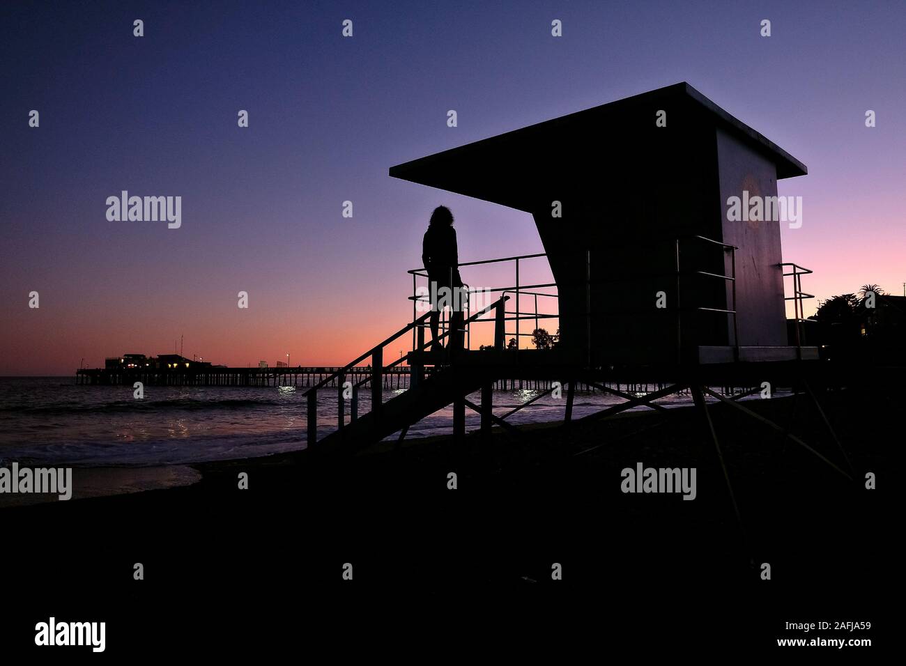 Sunset at the beach of Capitola Beach with Lifeguard Posten, Capitola ...