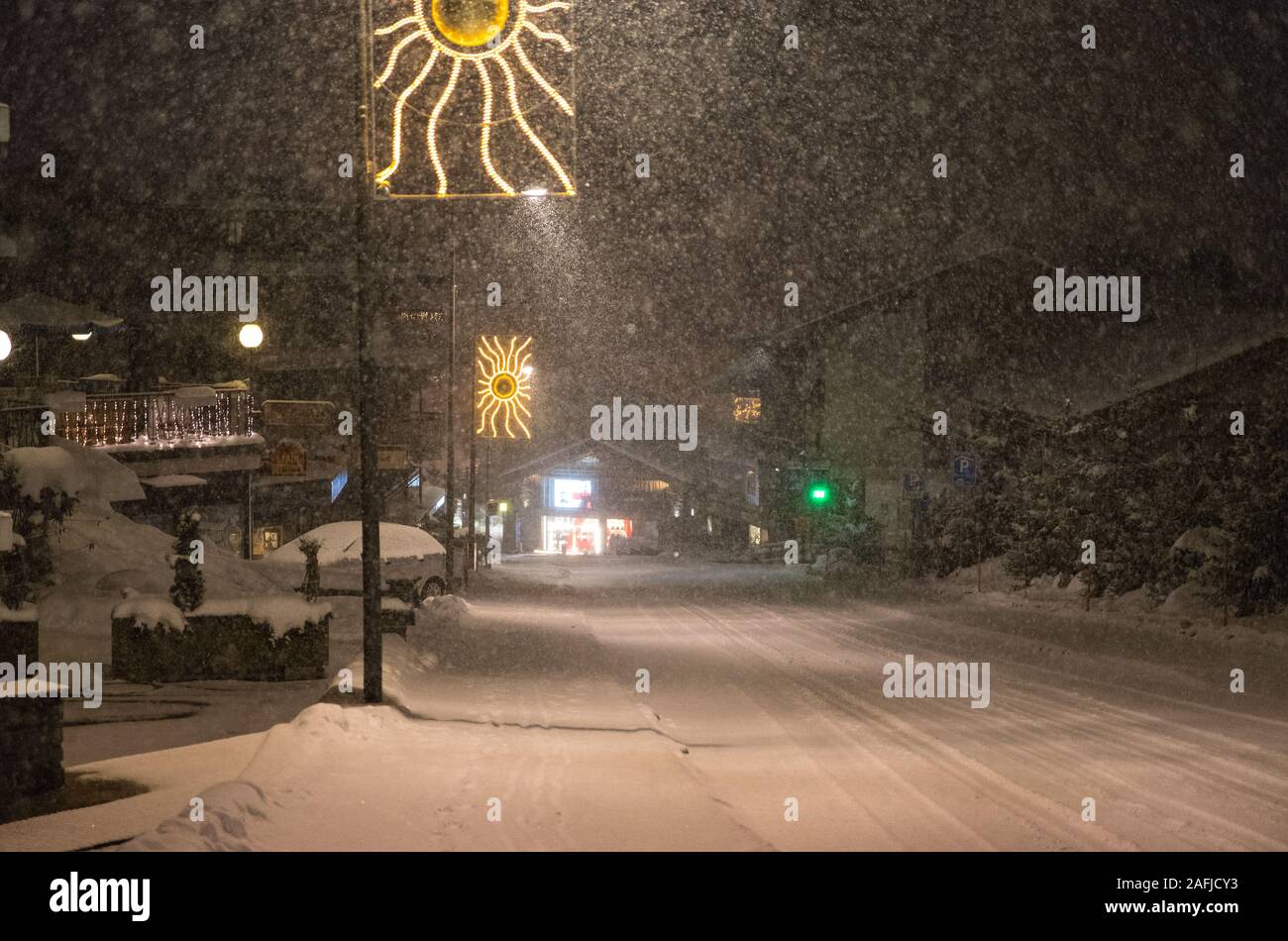 Verbier night hi-res stock photography and images - Alamy