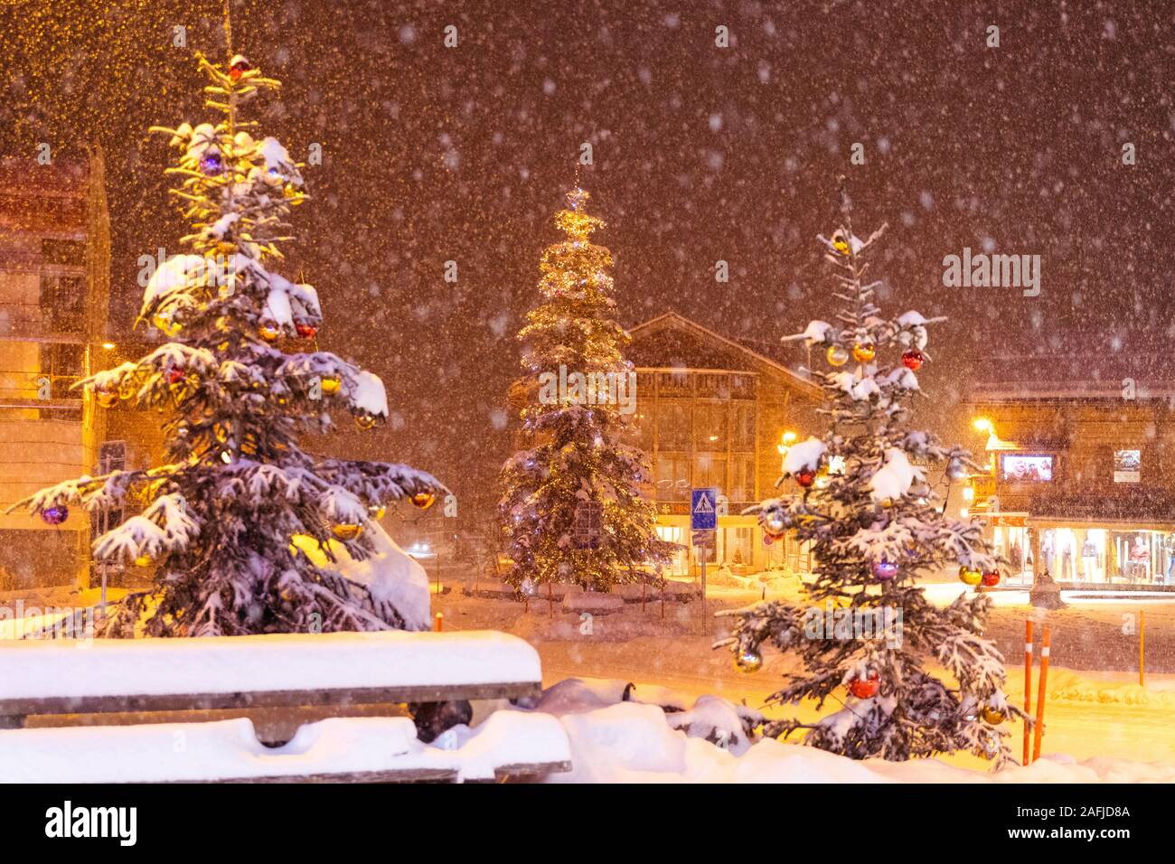 Verbier night hi-res stock photography and images - Alamy