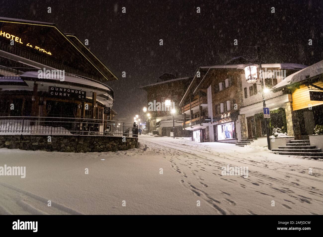 Verbier Night High Resolution Stock Photography and Images - Alamy