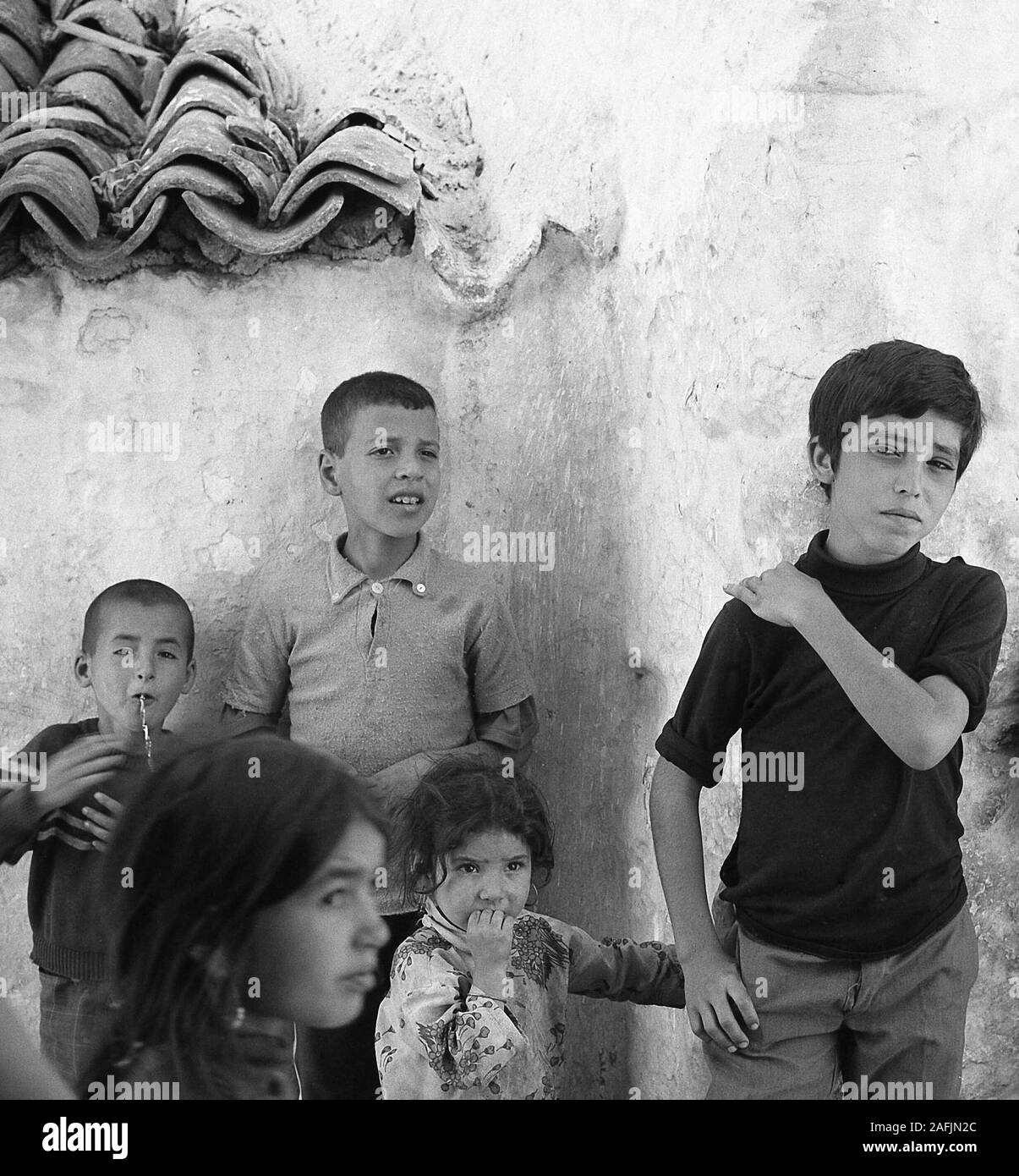 Moroccan children Black and White Stock Photos & Images - Alamy