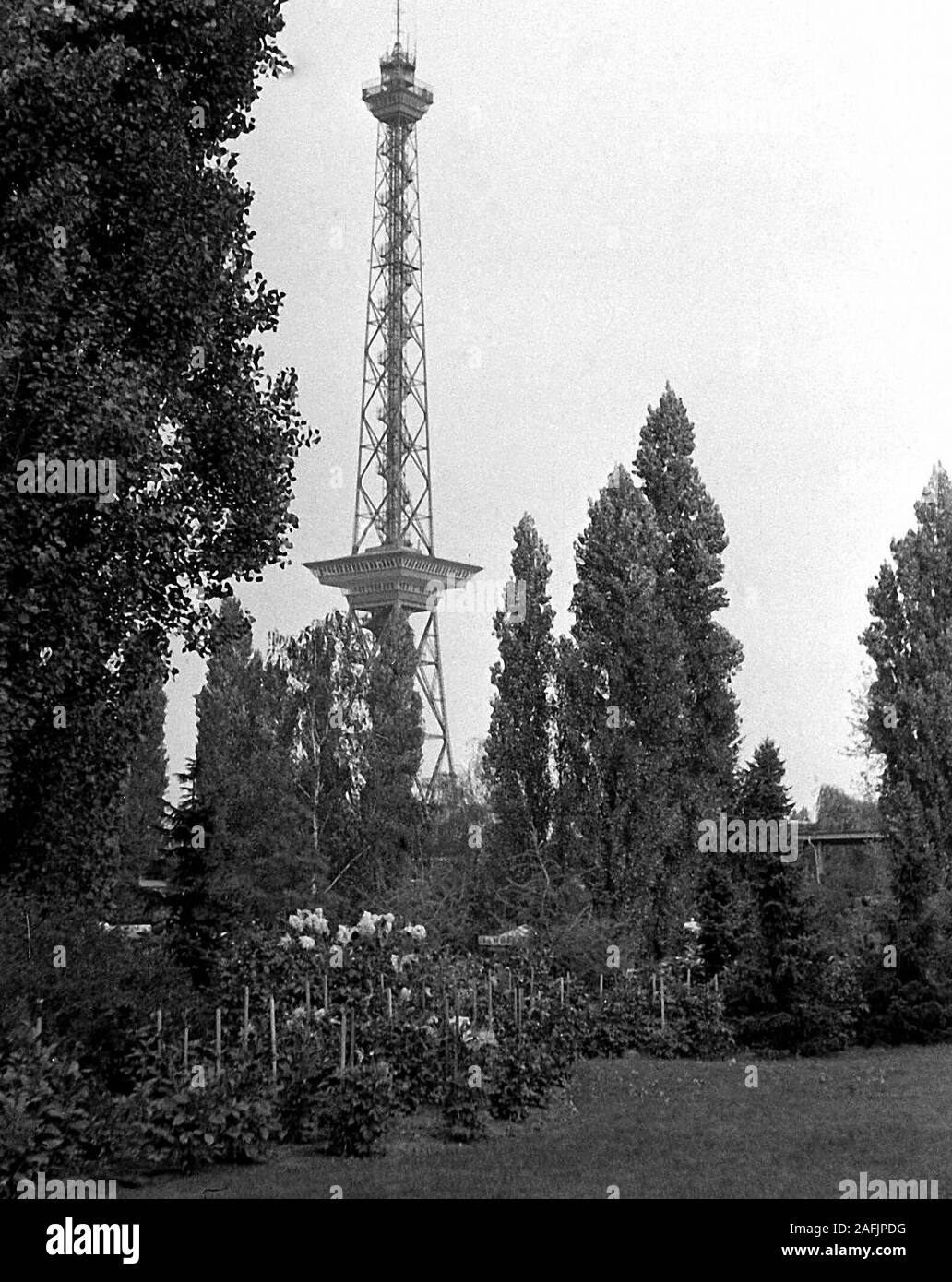Radio tower berlin hi-res stock photography and images - Alamy
