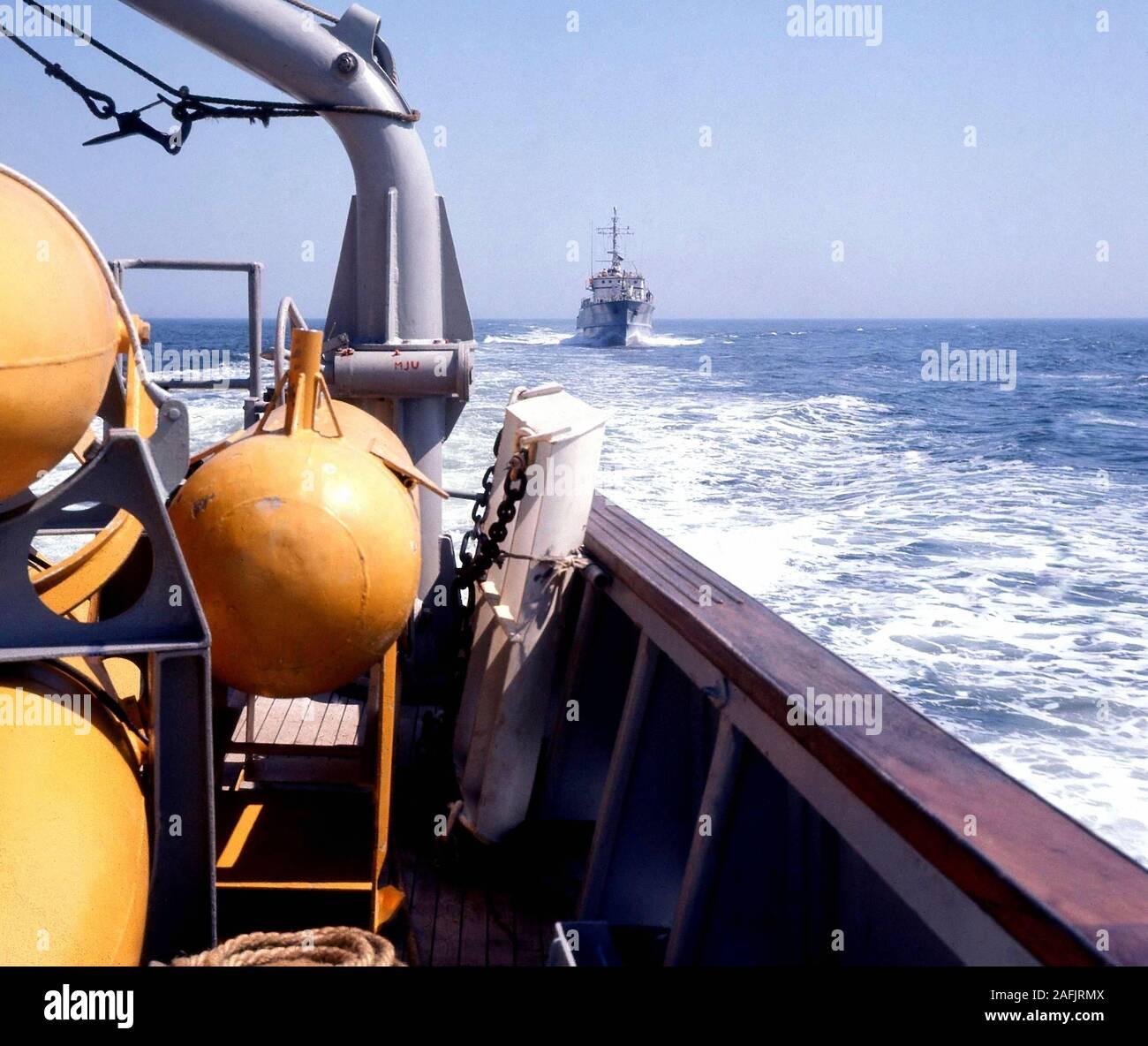 Minesweeper minesweepers hi-res stock photography and images - Alamy