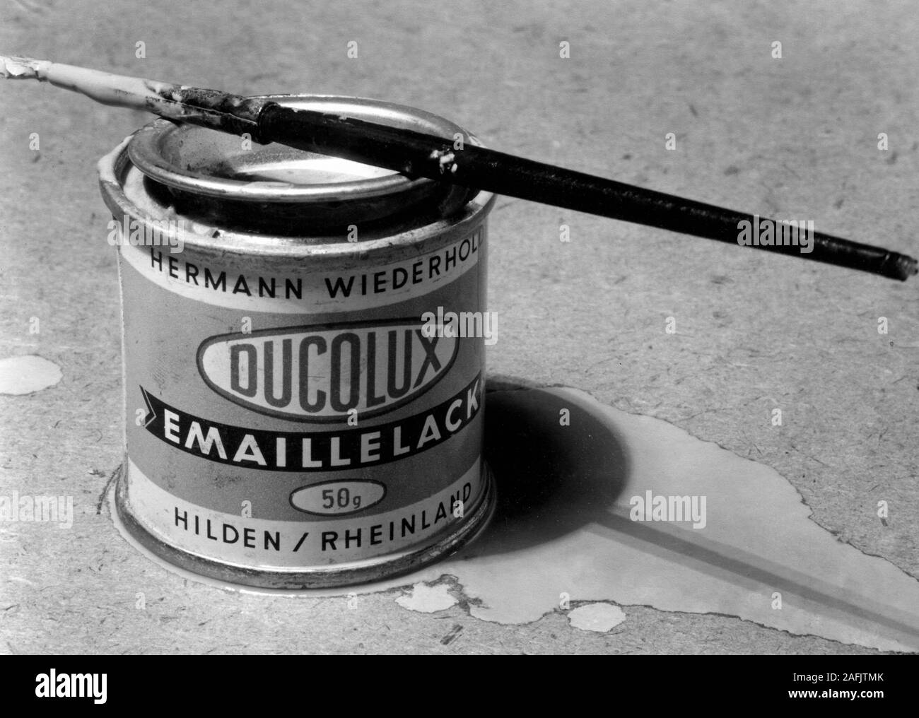 Lacquer can hi-res stock photography and images - Alamy