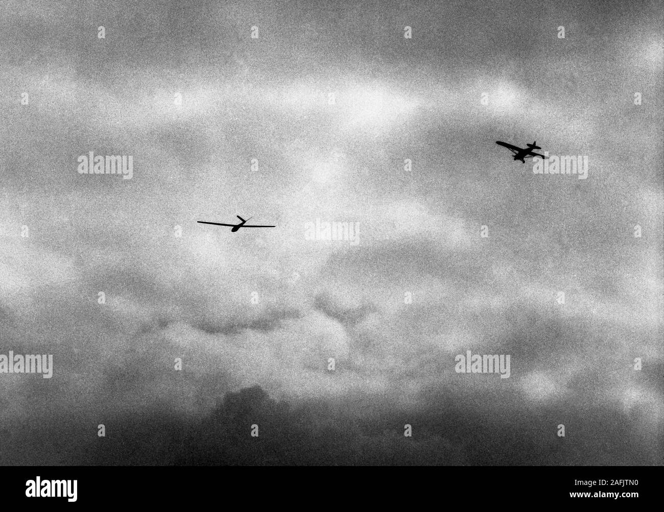 Glider aircrafts hi-res stock photography and images - Alamy