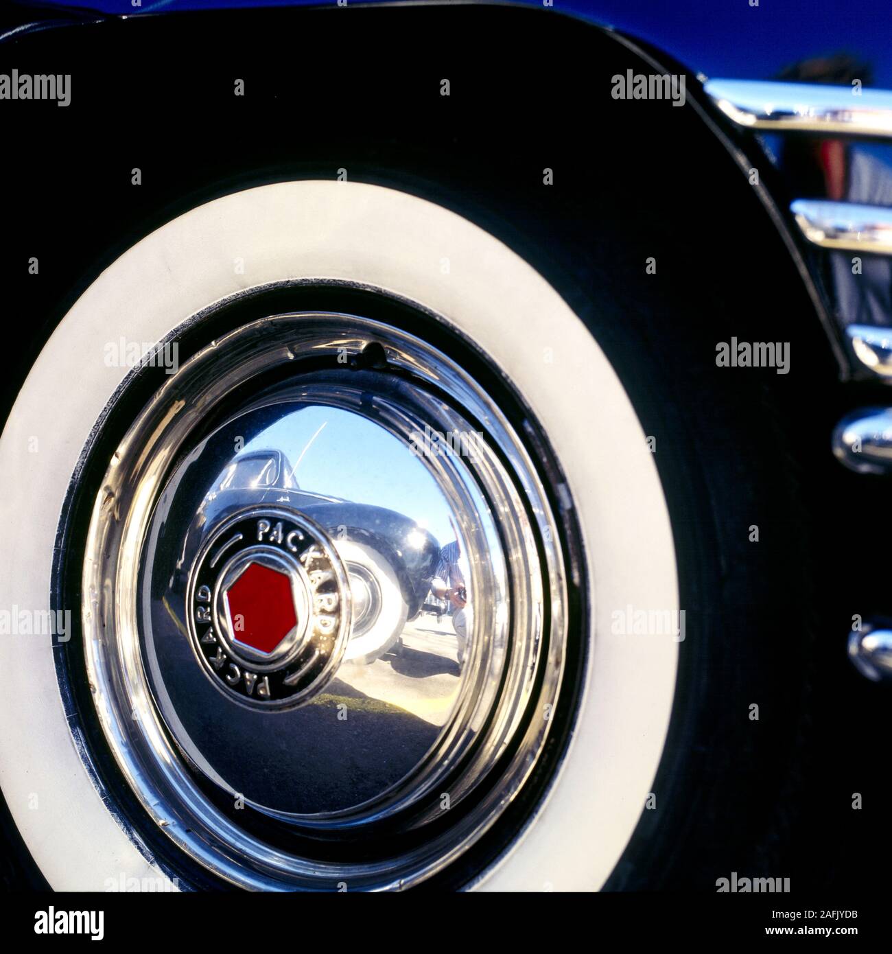 Car front wheel hi-res stock photography and images - Alamy