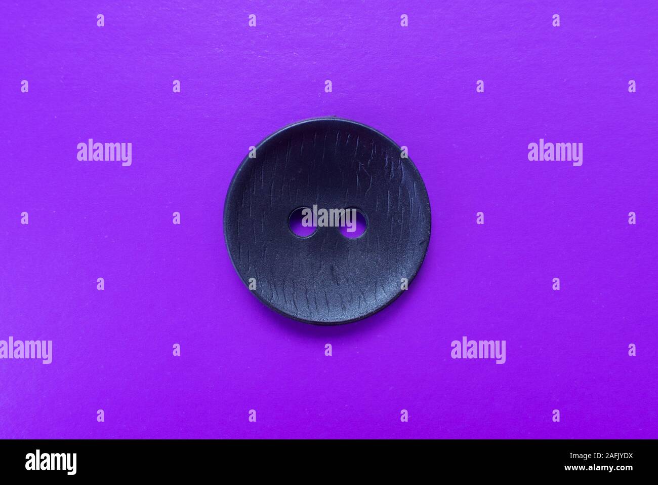 Big red button hi-res stock photography and images - Alamy