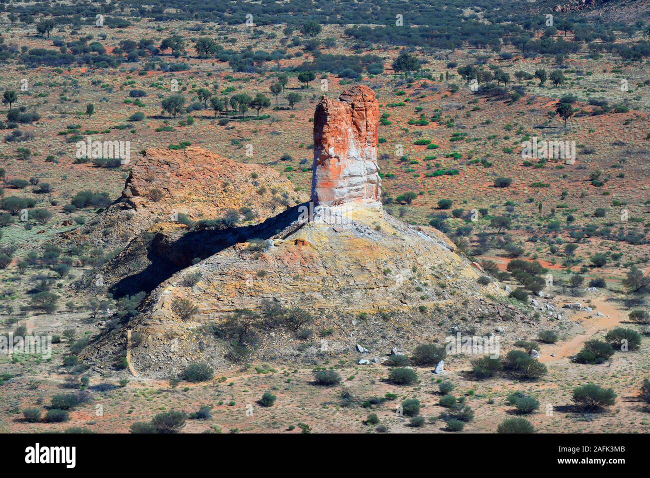 Australia, NT, rock formation Chambers Pillar Stock Photo - Alamy