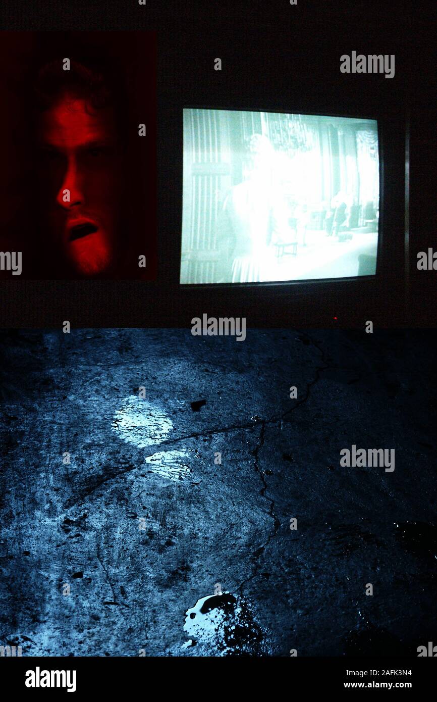 Creepy face tv screen hi-res stock photography and images - Alamy