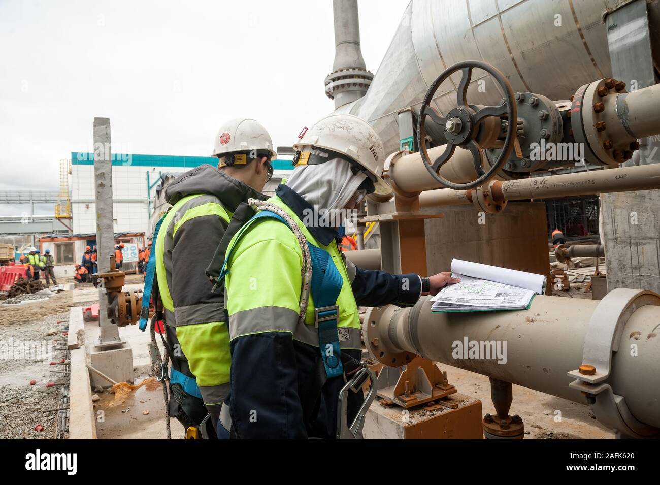 Check documents hi-res stock photography and images - Alamy