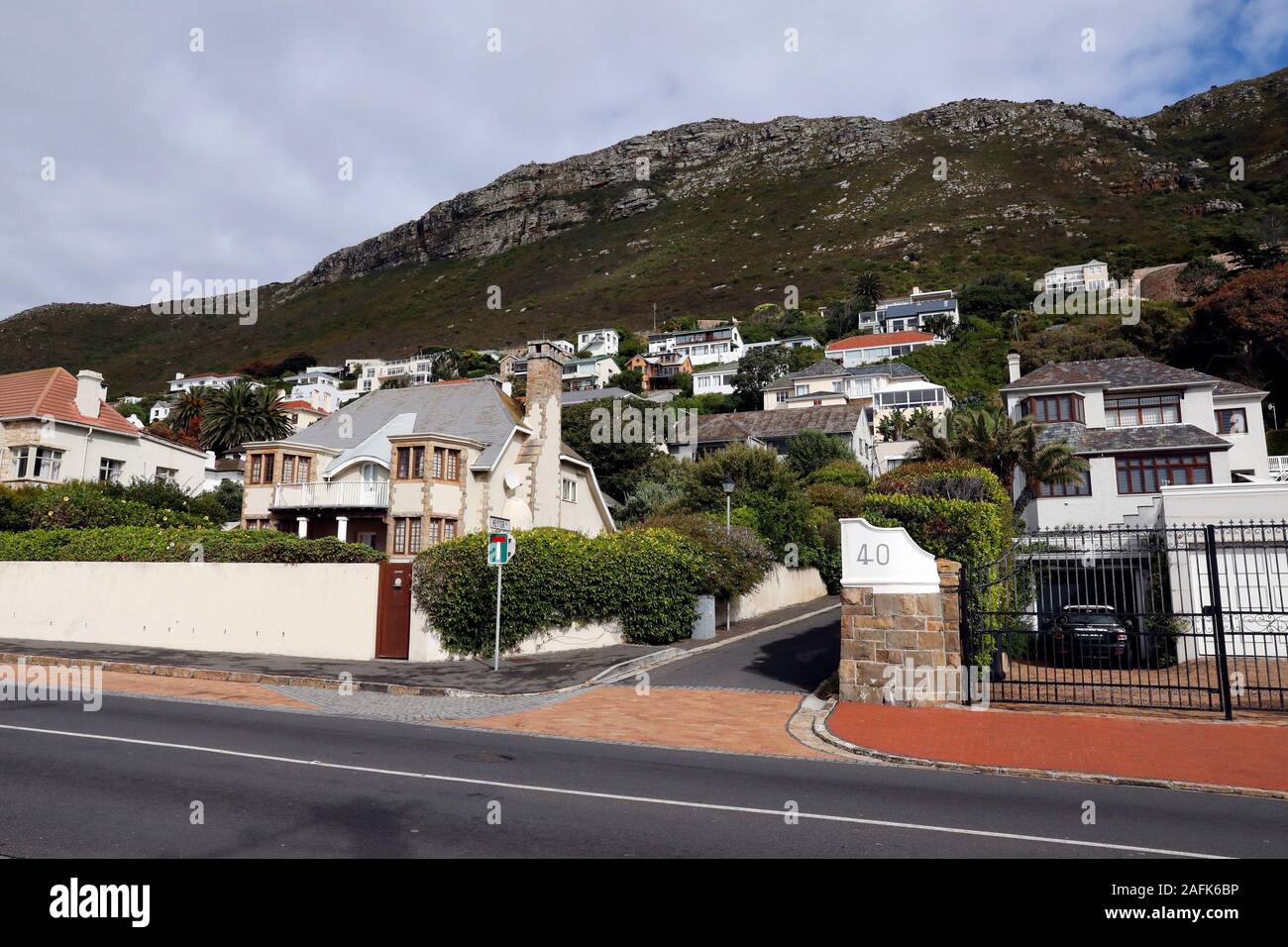 St james town neighbourhood hi-res stock photography and images - Alamy