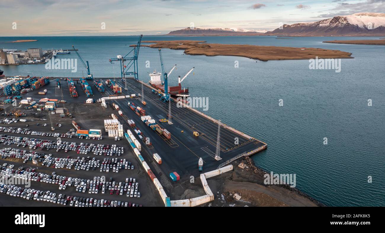 Port reykjavik hi-res stock photography and images - Alamy