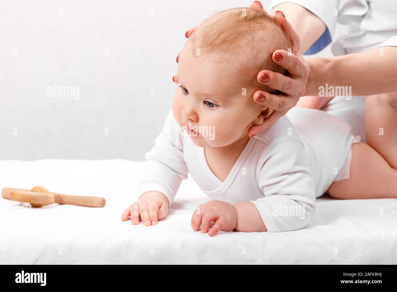 Cranial baby hi-res stock photography and images - Alamy