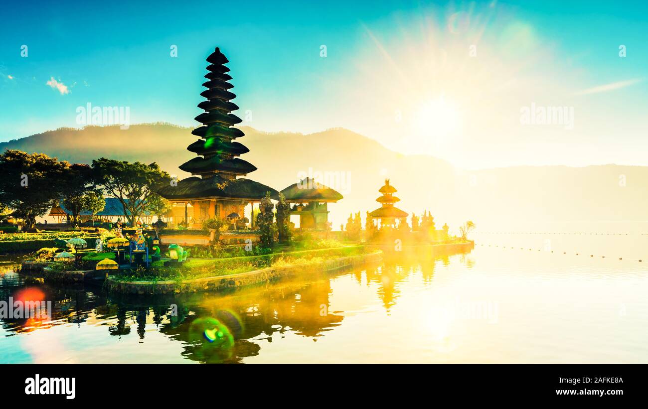 Pura Ulun Danu Bratan temple in Bratan lake, is famous tourist ...