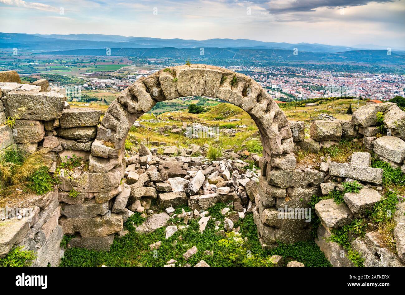 Ruins of the ancient city of Pergamon in Turkey Stock Photo - Alamy