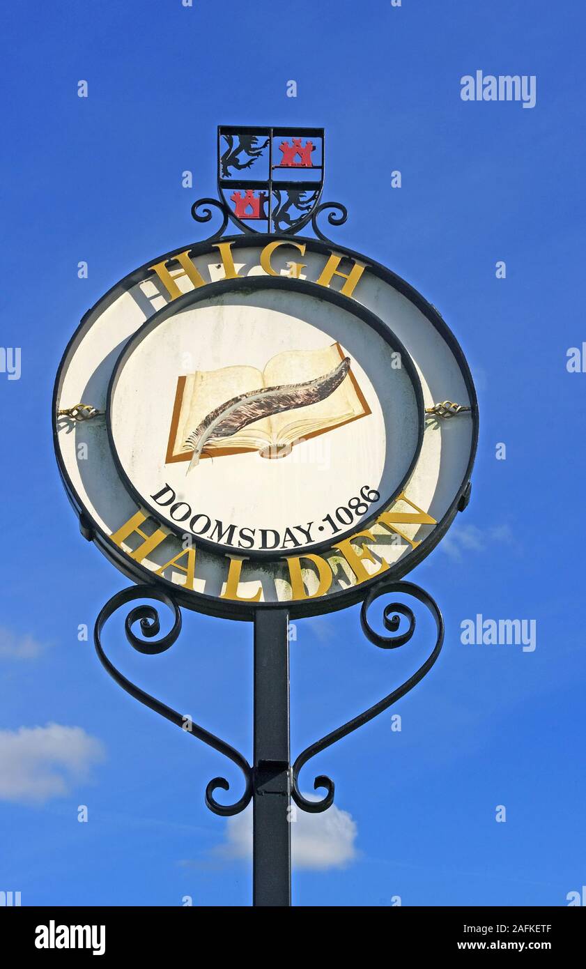 High Halden Village Sign, Kent Stock Photo - Alamy