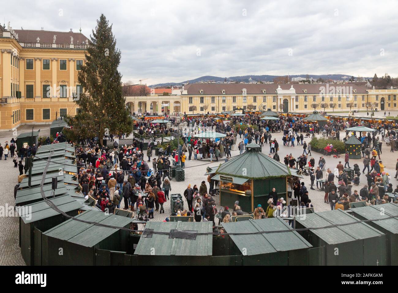 Austrian christmas xmas markets hi-res stock photography and images - Alamy