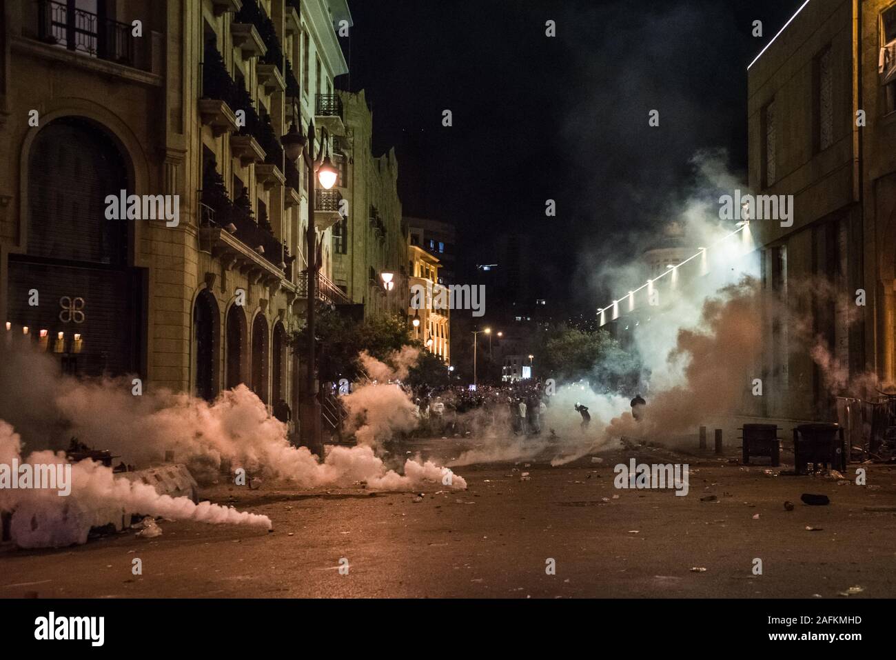 Lebanon protests 2019 hi-res stock photography and images - Alamy