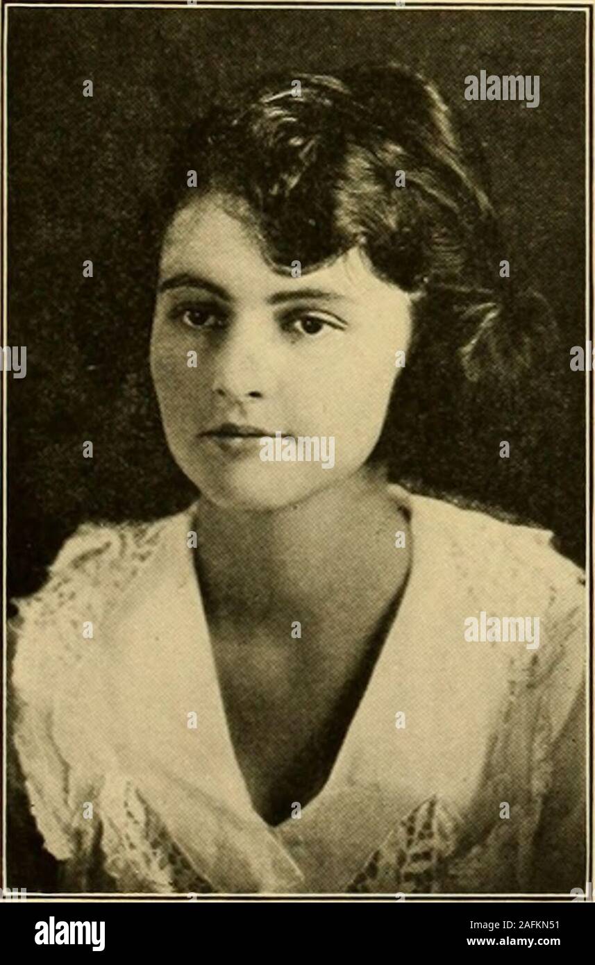 Girlsin hi-res stock photography and images - Alamy