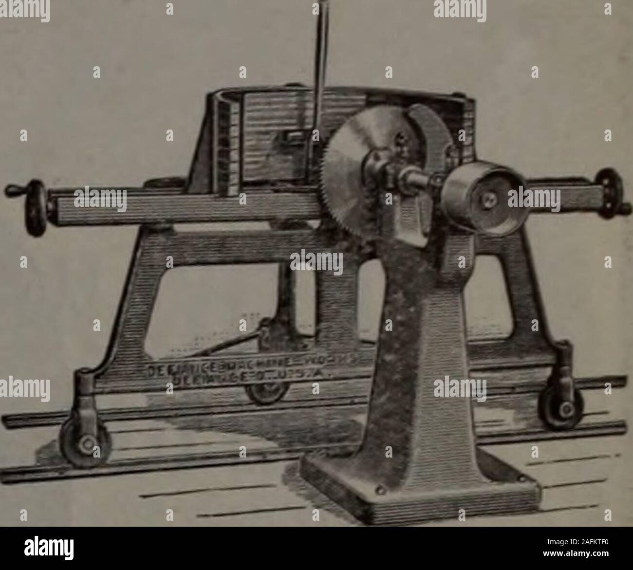 Felloe bending machine hi-res stock photography and images - Alamy