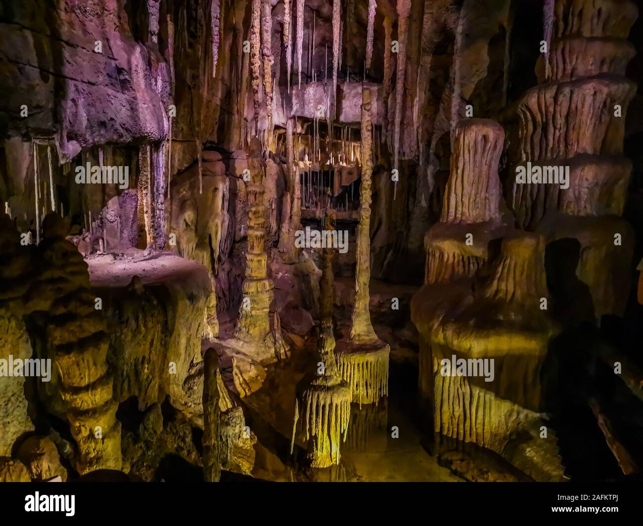 underground drip cave with water lake, beautiful nature scenery Stock ...