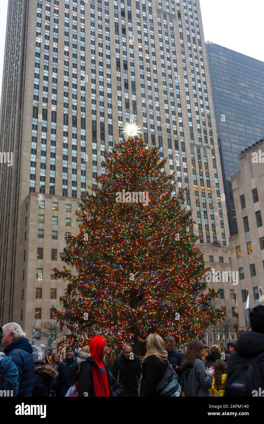 The Rockefeller Center Christmas Tree, NYC, USA Stock Photo - Alamy