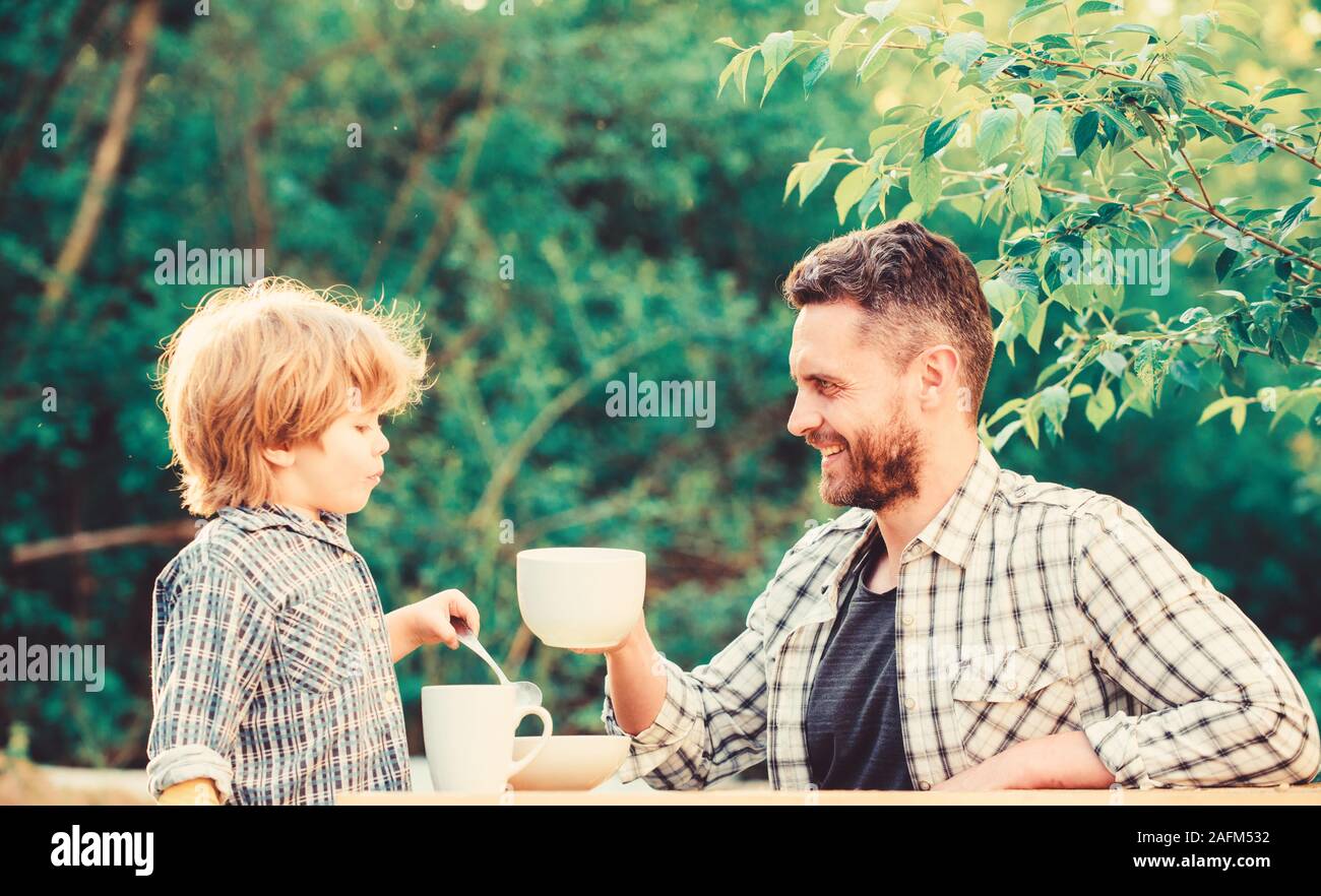 healthy food. Family day bonding. they love eating together. Weekend ...