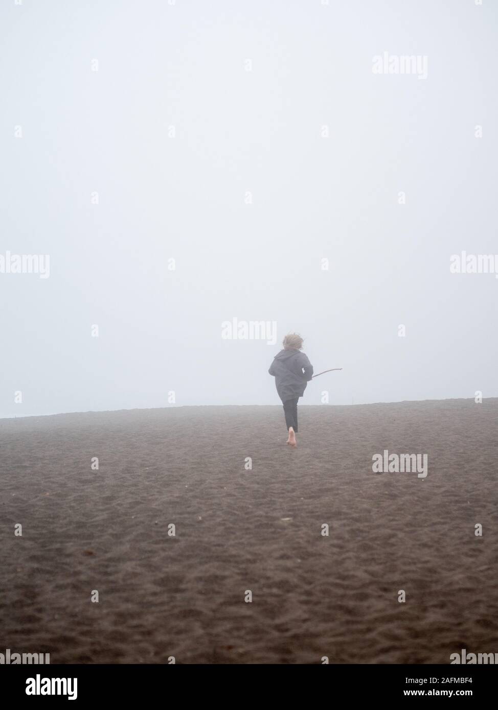 Tween beach hi-res stock photography and images - Alamy