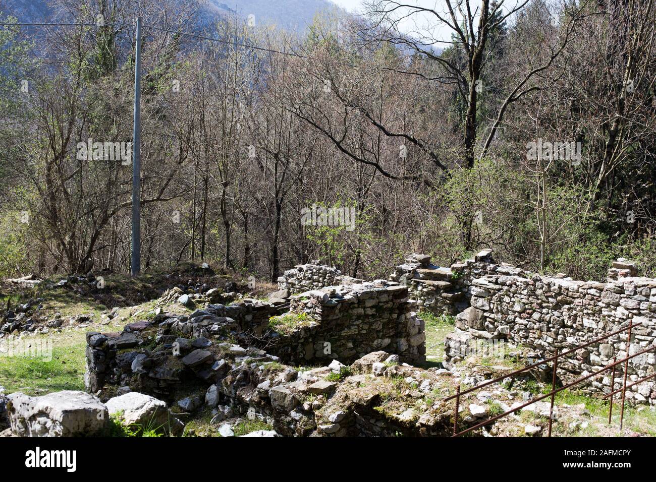 Como hill road hi-res stock photography and images - Alamy