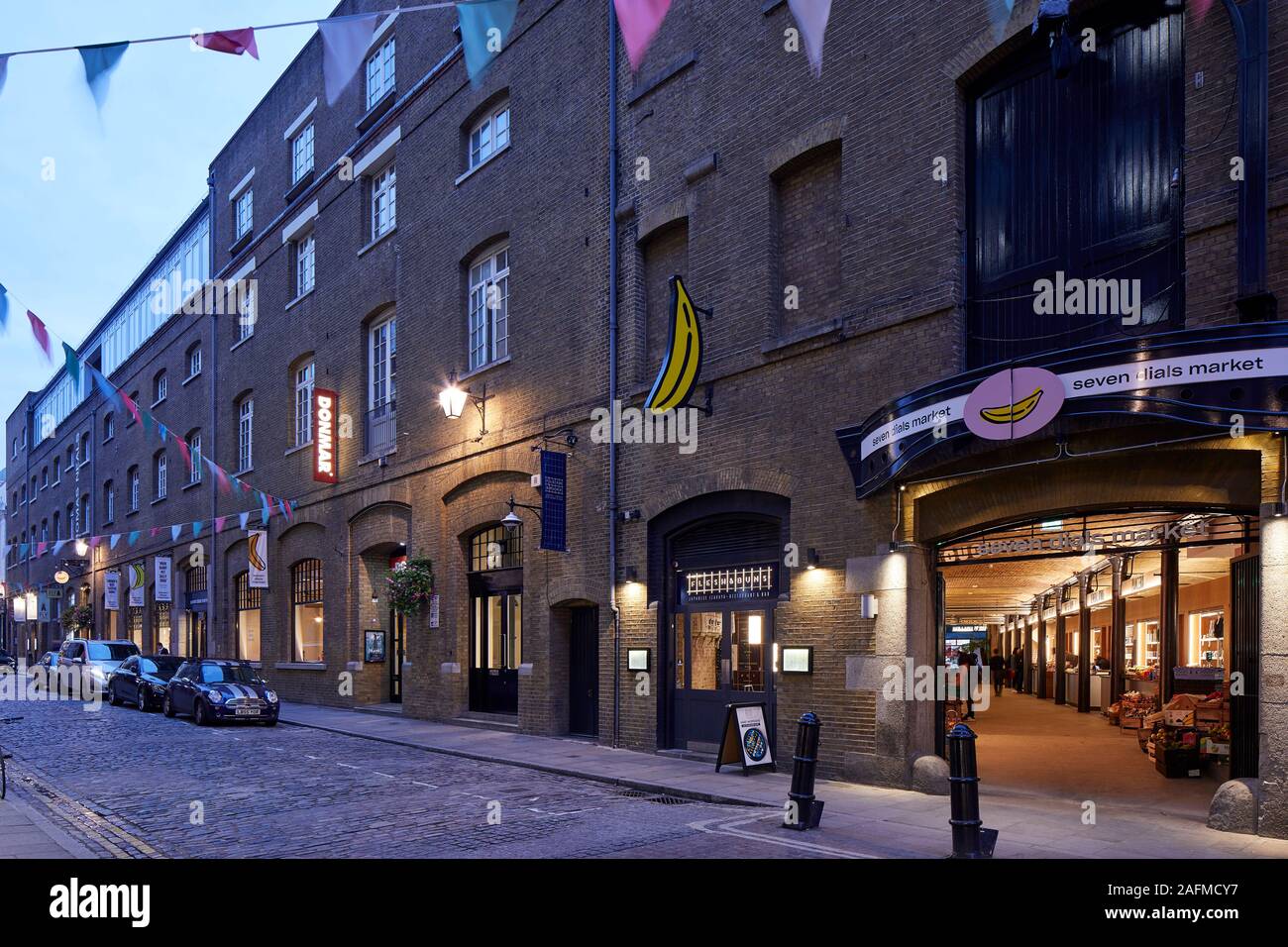 Seven dials hi-res stock photography and images - Alamy