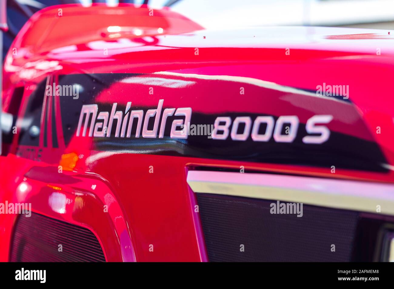 Mahindra logo hi-res stock photography and images - Alamy