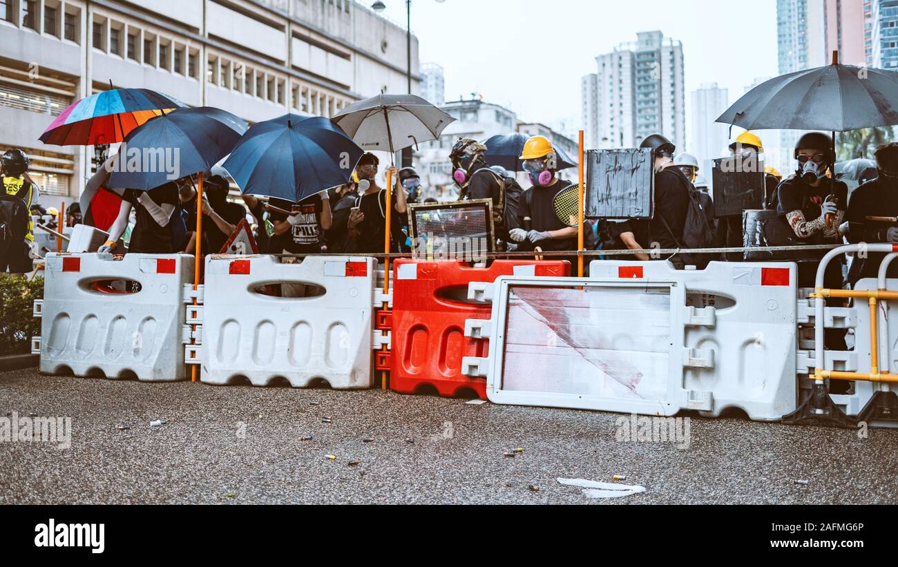 Rioter hi-res stock photography and images - Alamy