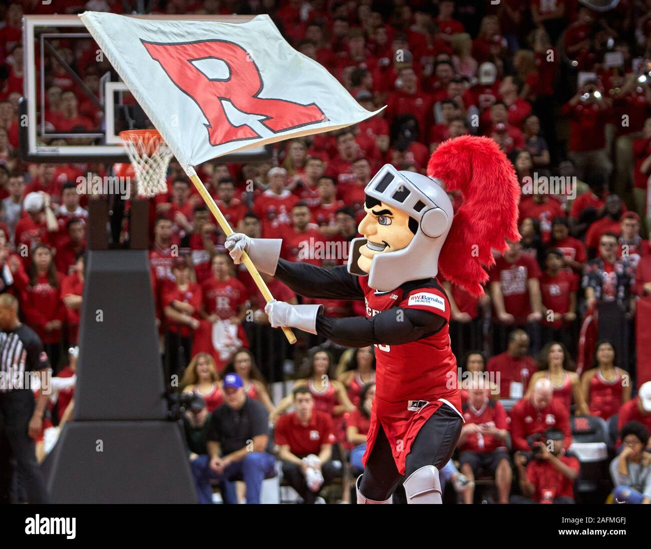 Basketball mascots hi-res stock photography and images - Alamy