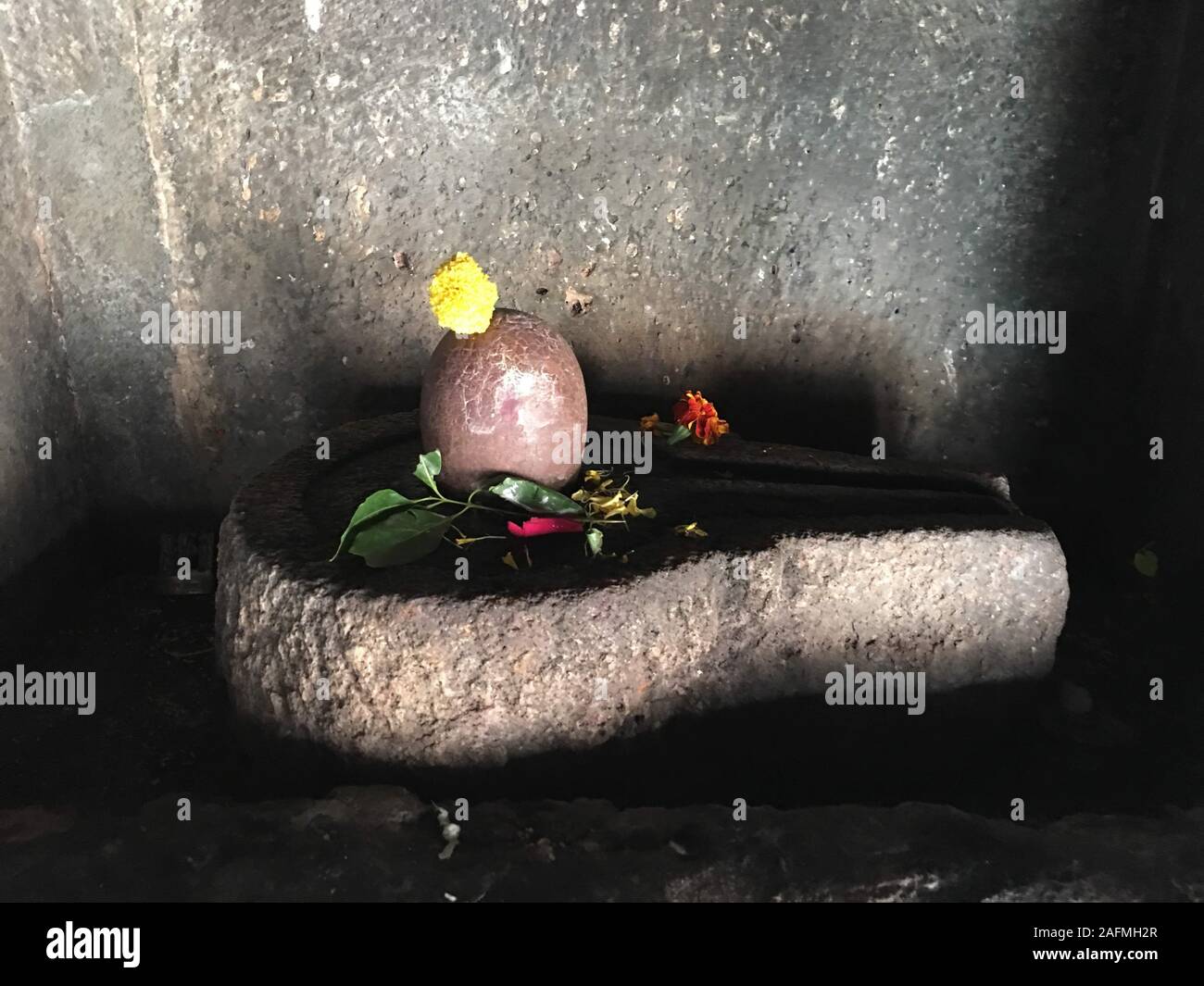 Indian god idols hi-res stock photography and images - Alamy