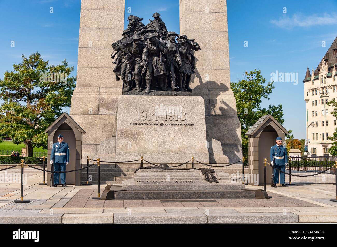 Confederation square hi-res stock photography and images - Alamy