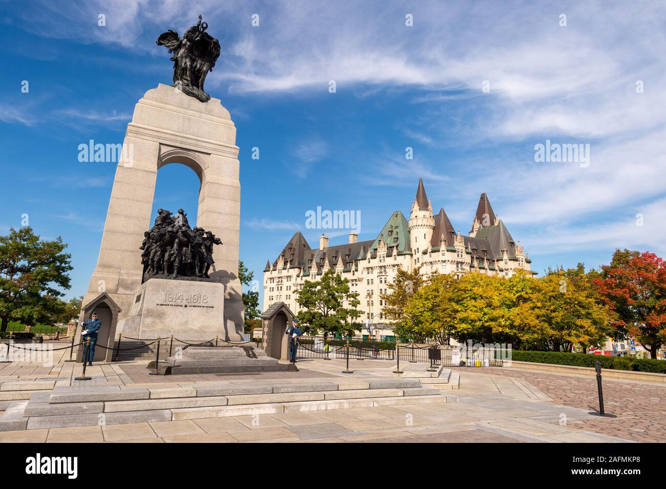 Confederation square hi-res stock photography and images - Alamy