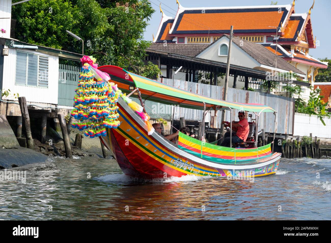 Bangkok long tail boat hi-res stock photography and images - Alamy