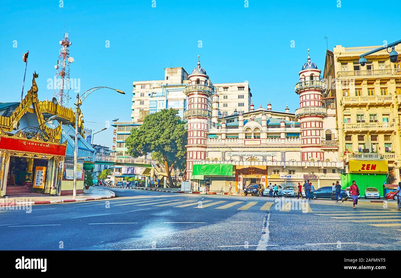 Bengali sunni jameh mosque hi-res stock photography and images - Alamy
