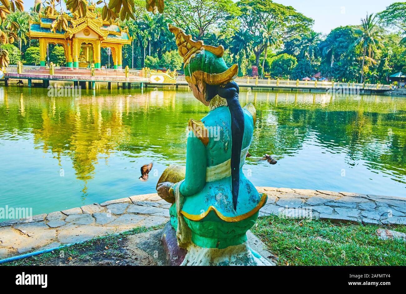Tree spirit deity hi-res stock photography and images - Alamy