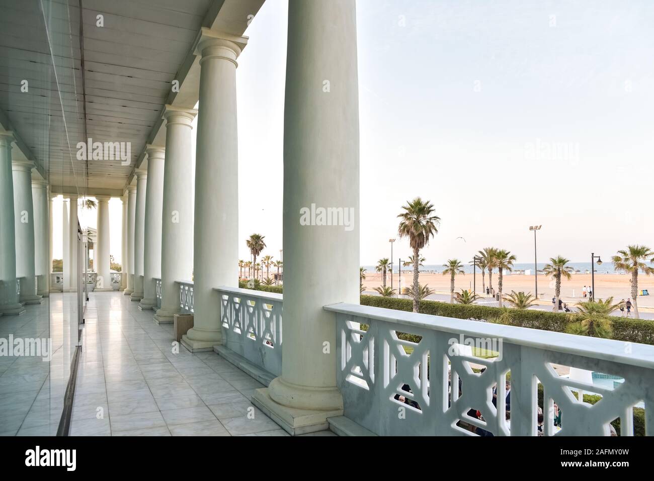 Architectural design large hall columns hi-res stock photography and ...