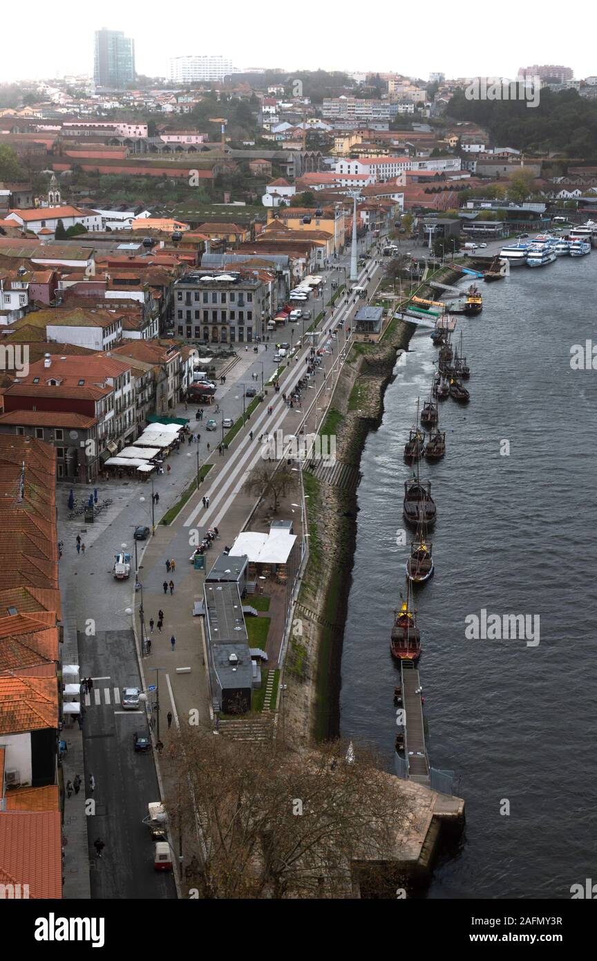 Beautiful landscape of Porto (Portugal), views of Douro river, city ...