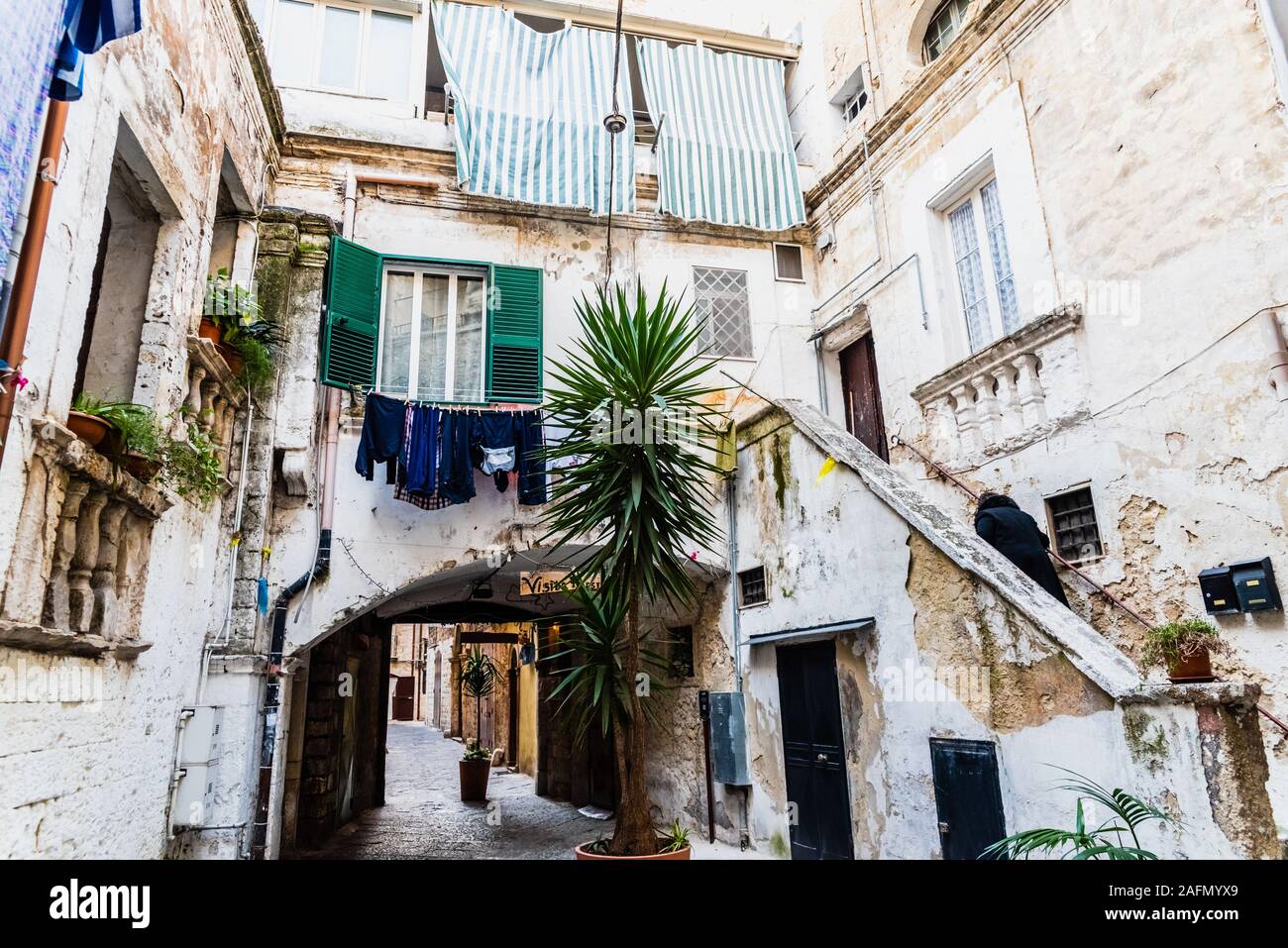 Bari provence hi-res stock photography and images - Alamy