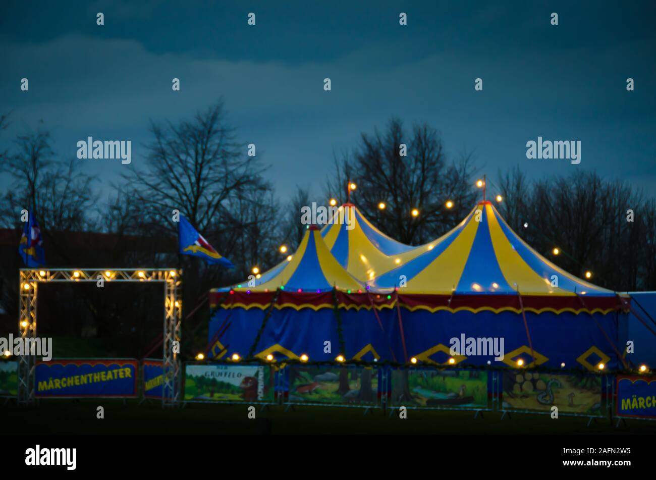 Lightened clouds hi-res stock photography and images - Alamy