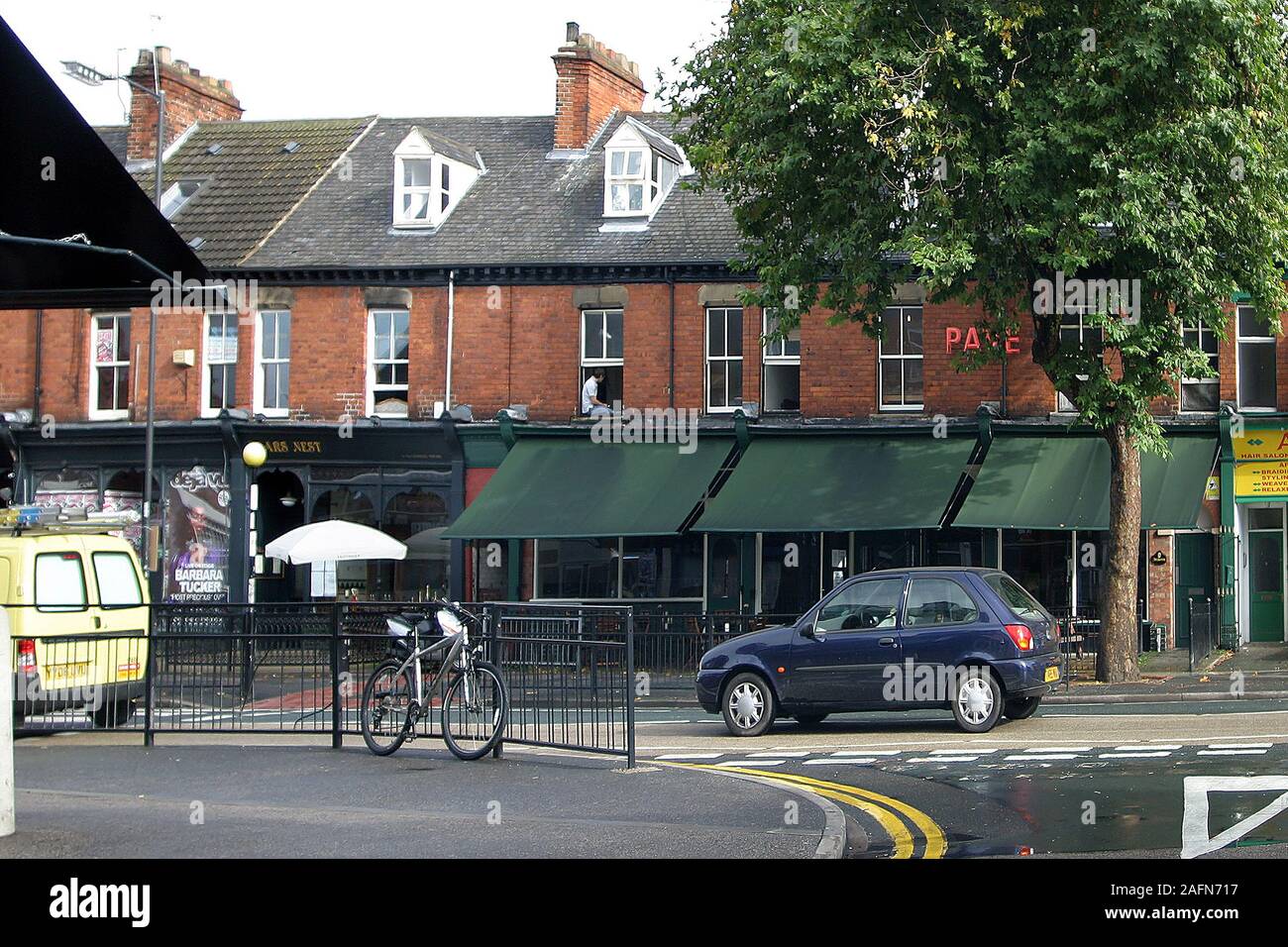 Cafe Hull High Resolution Stock Photography and Images - Alamy